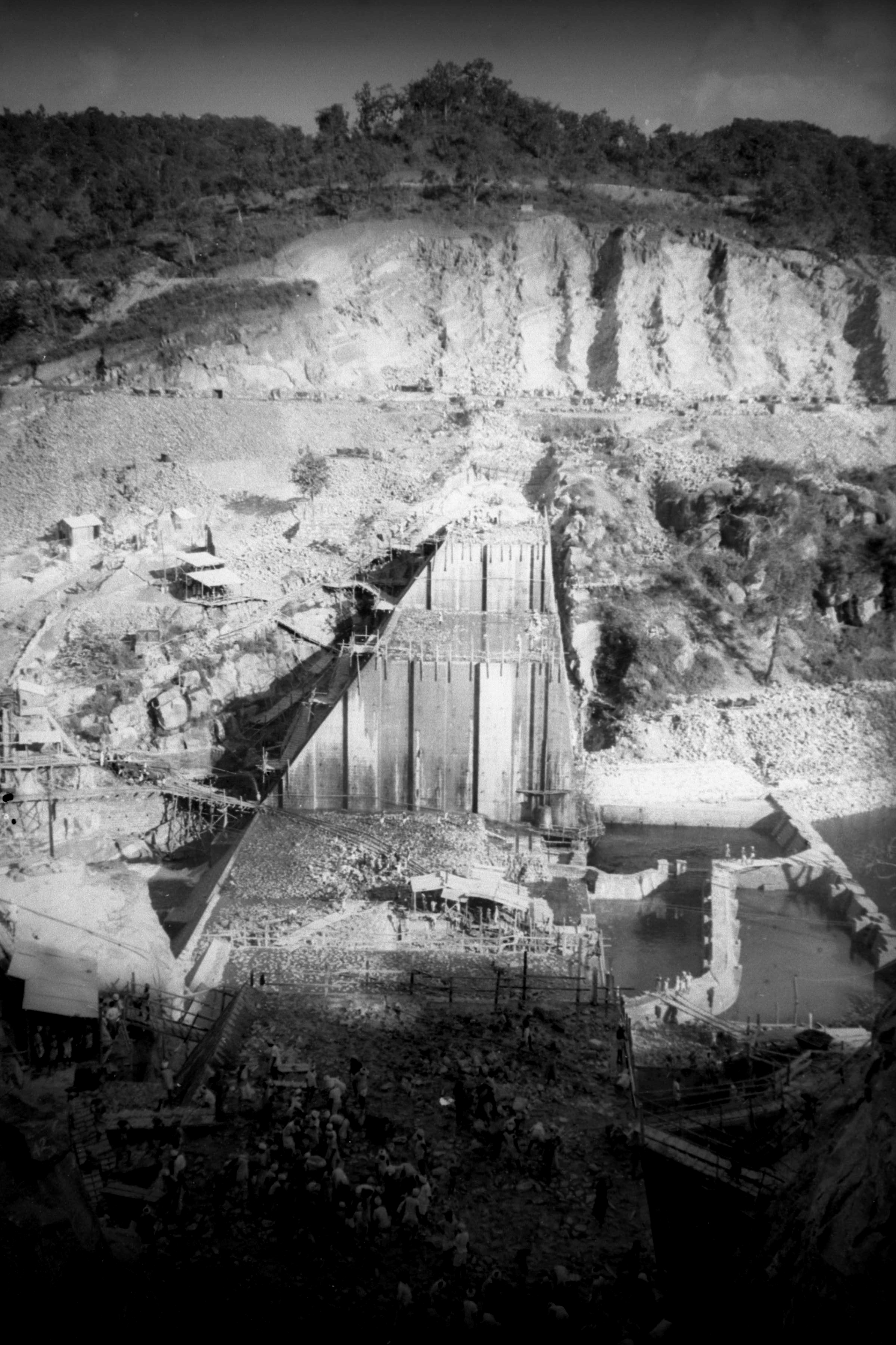 Papanasam Kaaraiyaar Reservoir