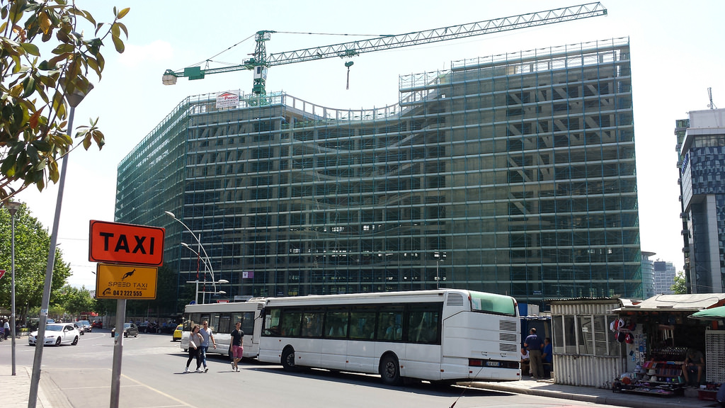 Qendra Tregtare Toptani - Tiranë