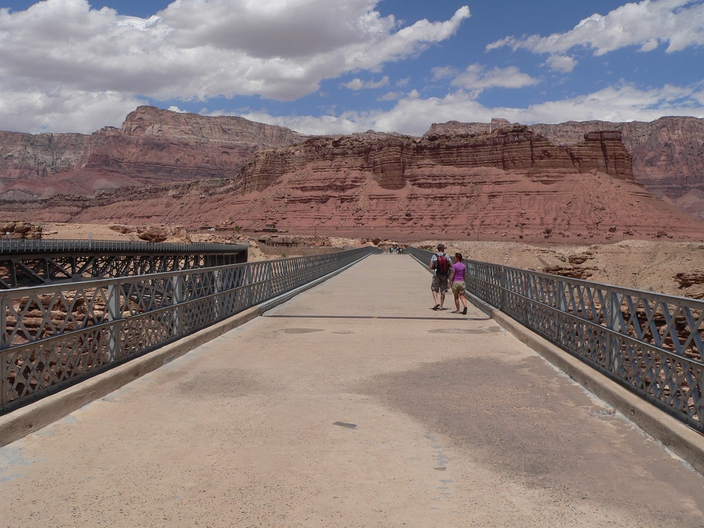 Navajo Bridge (historic)