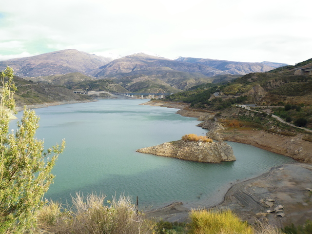 Embalse de Rules