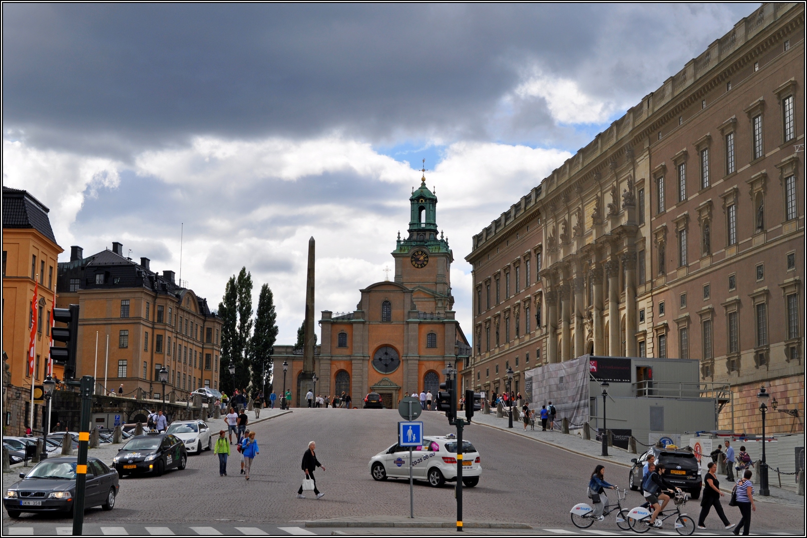 Slottsbacken - Stockholm | square, place with historical importance ...