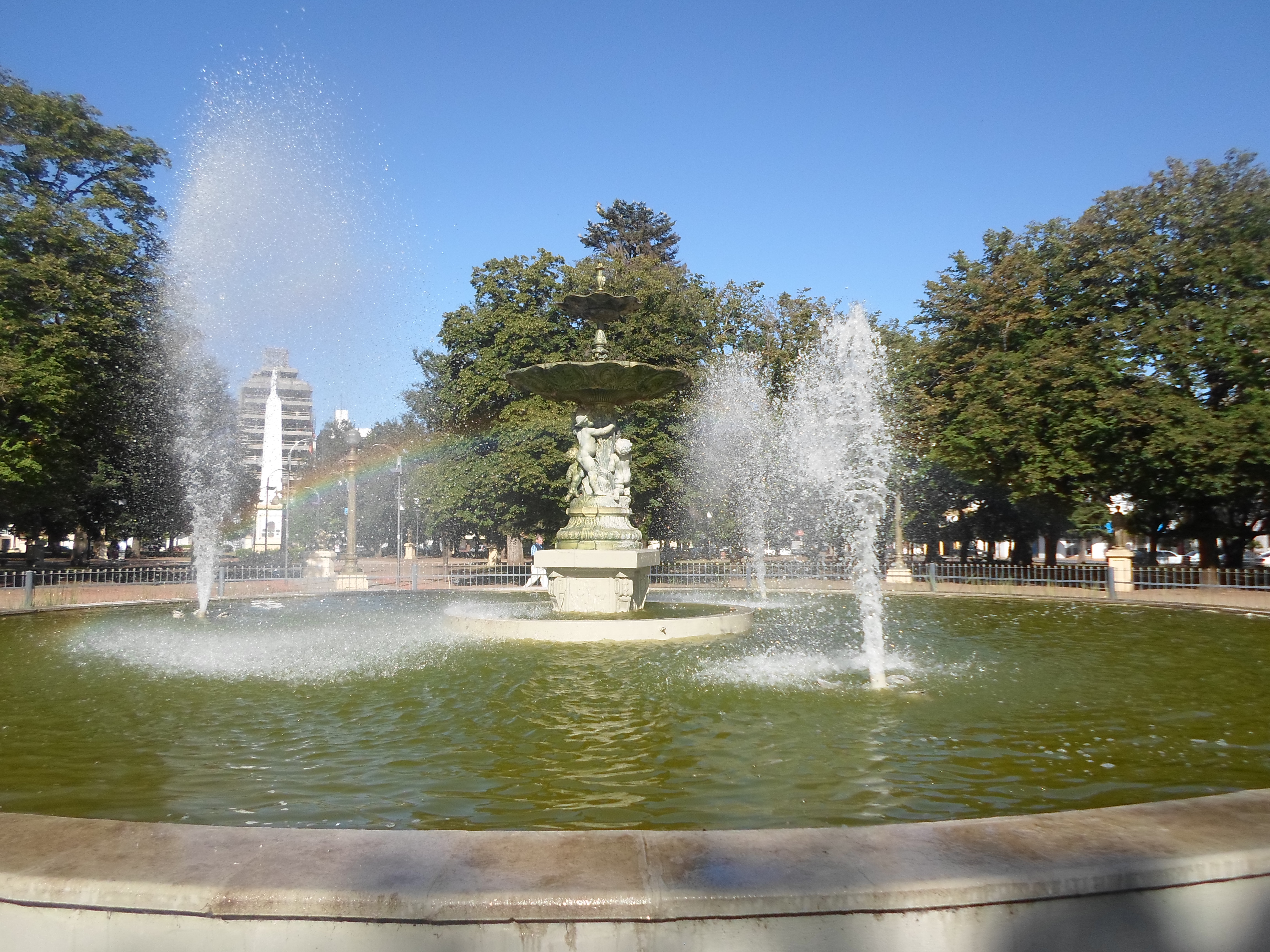 Fuente - Tandil