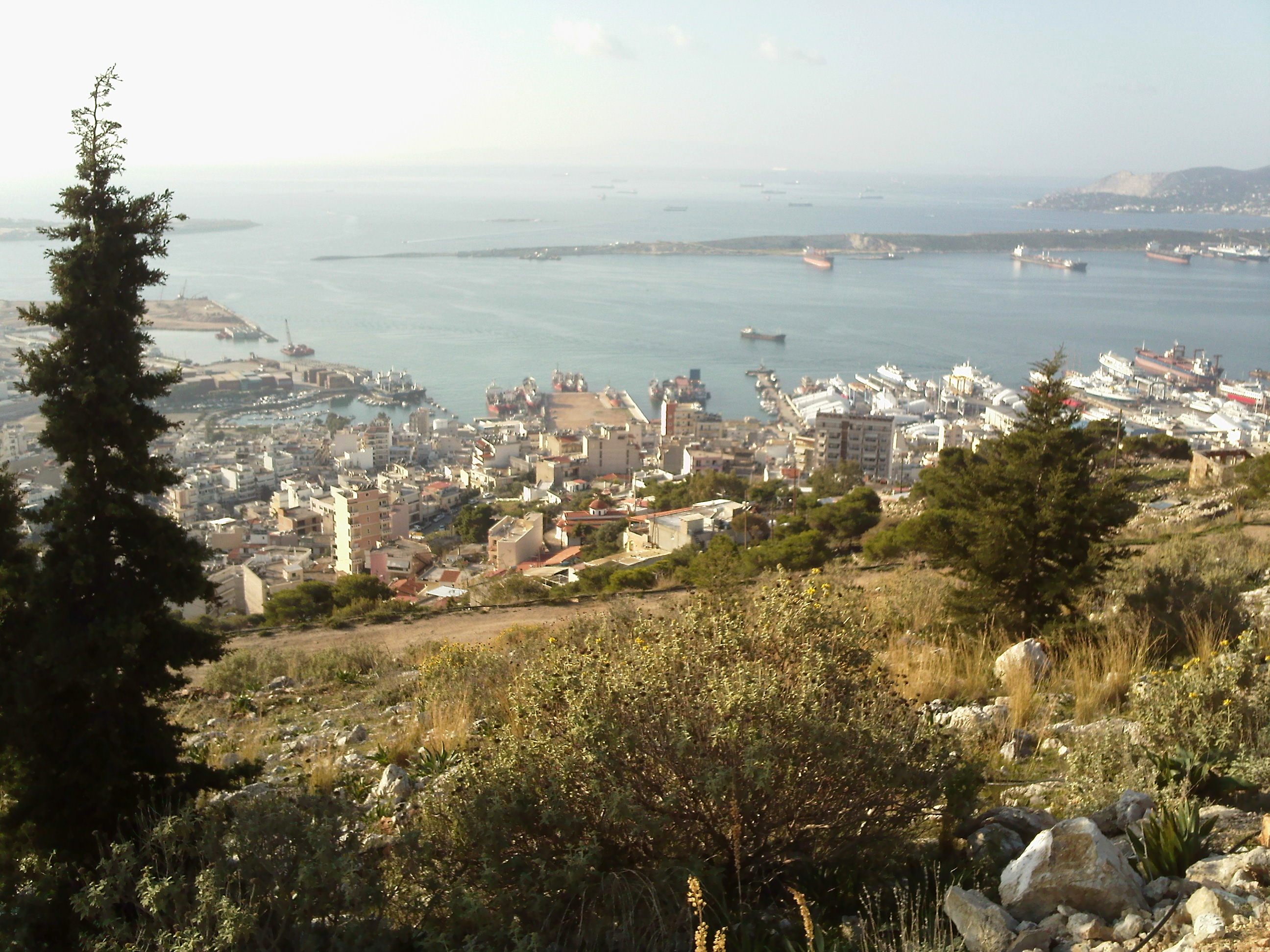 Kynosoura | place with historical importance, peninsula