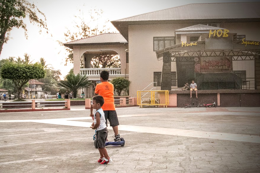 Binalbagan Plaza - Poblacion Binalbagan