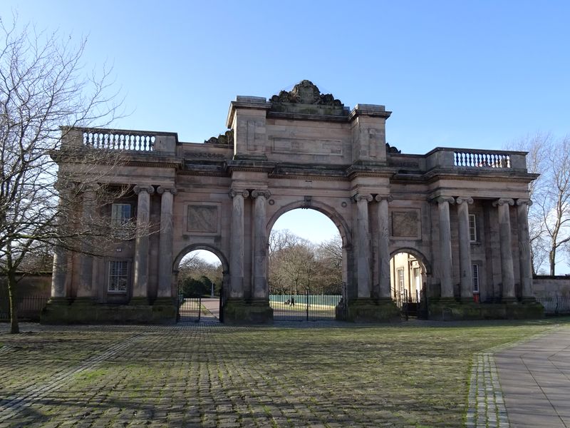 Grand Entrance Gateway - Birkenhead