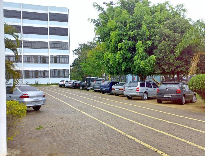 Faculdades Dom Bosco e Colégio Aplicação - AEDB - Resende