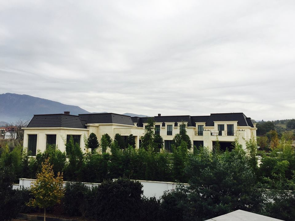 Samir Mane Mansion (Villa 10)