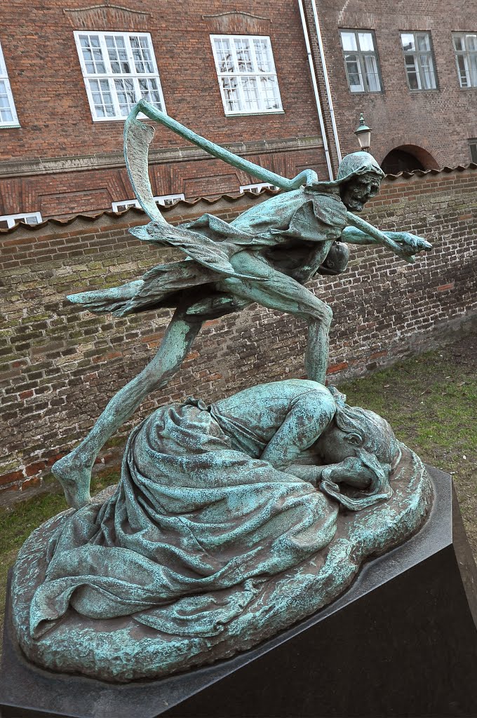Sculpture of Death kidnapped the baby from the mother - Copenhagen ...