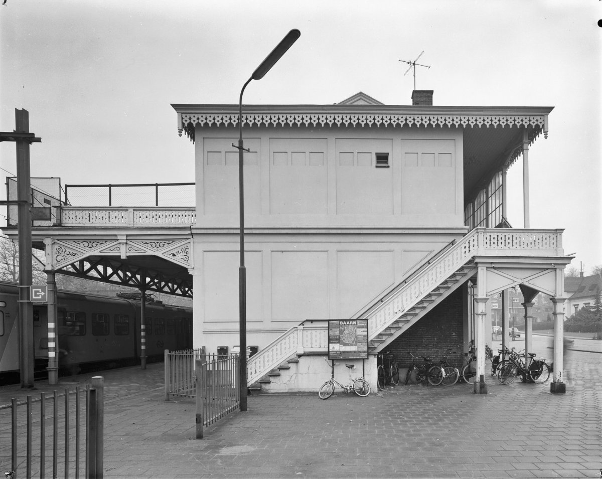 trainstation Baarn - Baarn