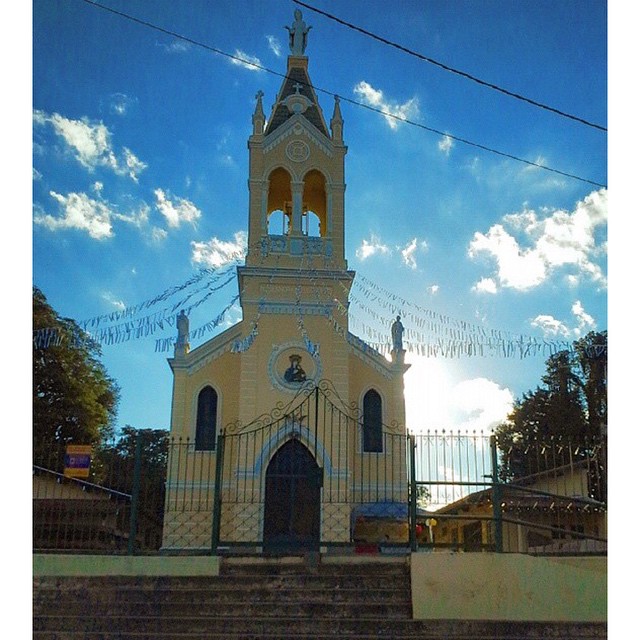 Kisha katolike Kaluar - Kaluar