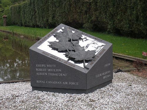 War Memorial WOII - Wilnis