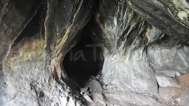 The Triple Womb Cave