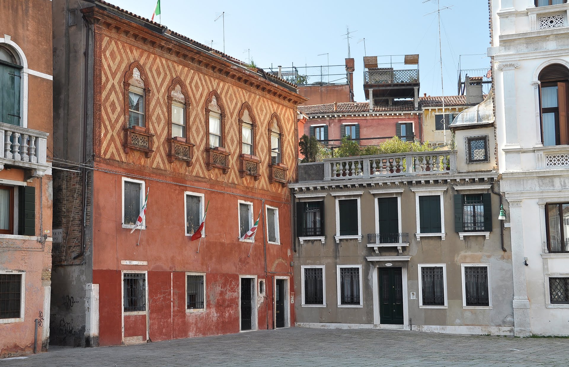 Campo Santa Maria Formosa - Venice | historic town square