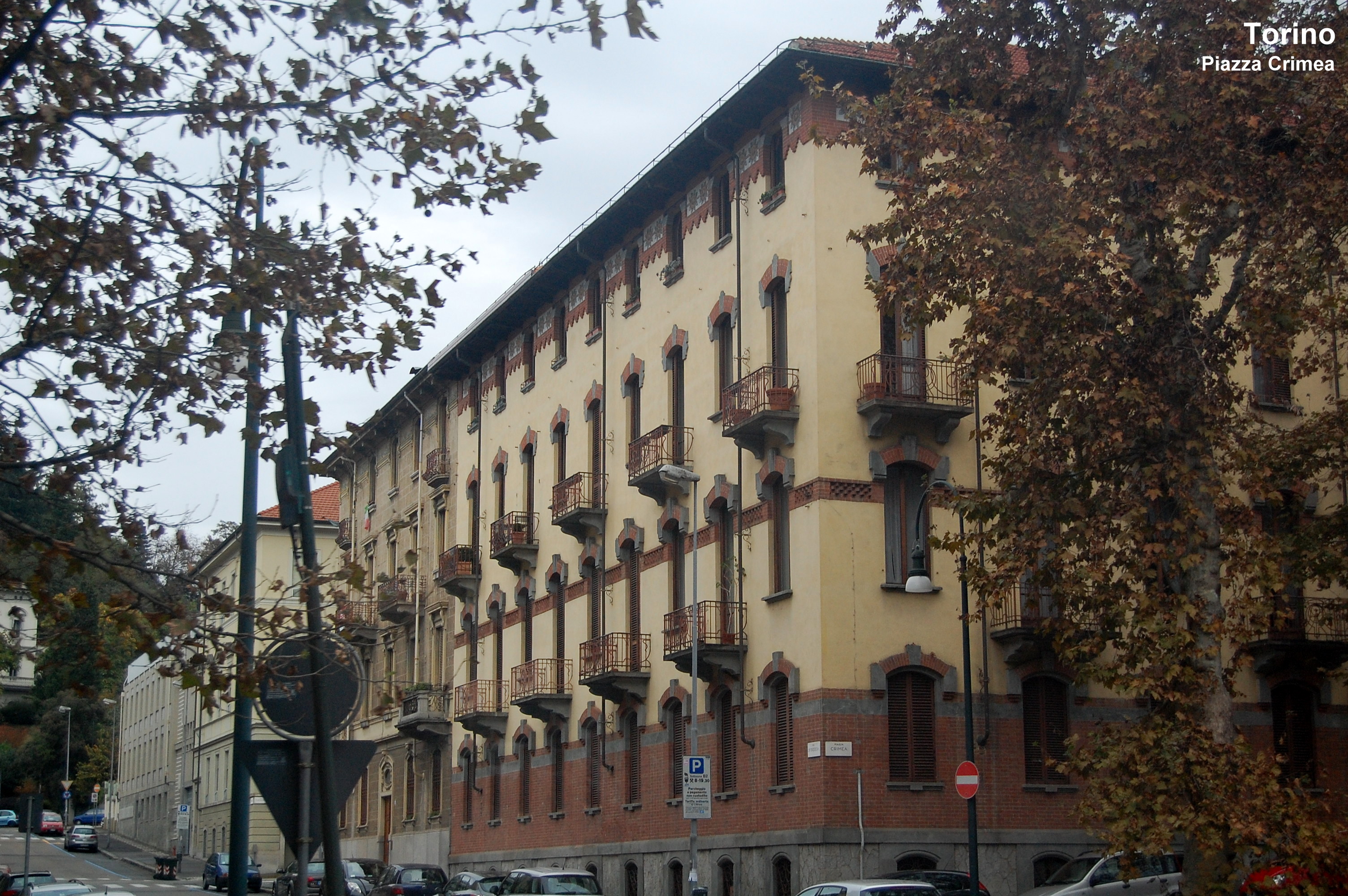 Piazza Crimea, 1 - Turín