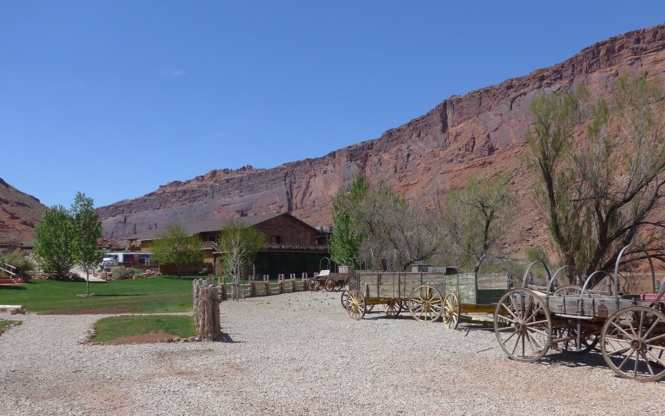Red Cliffs Lodge