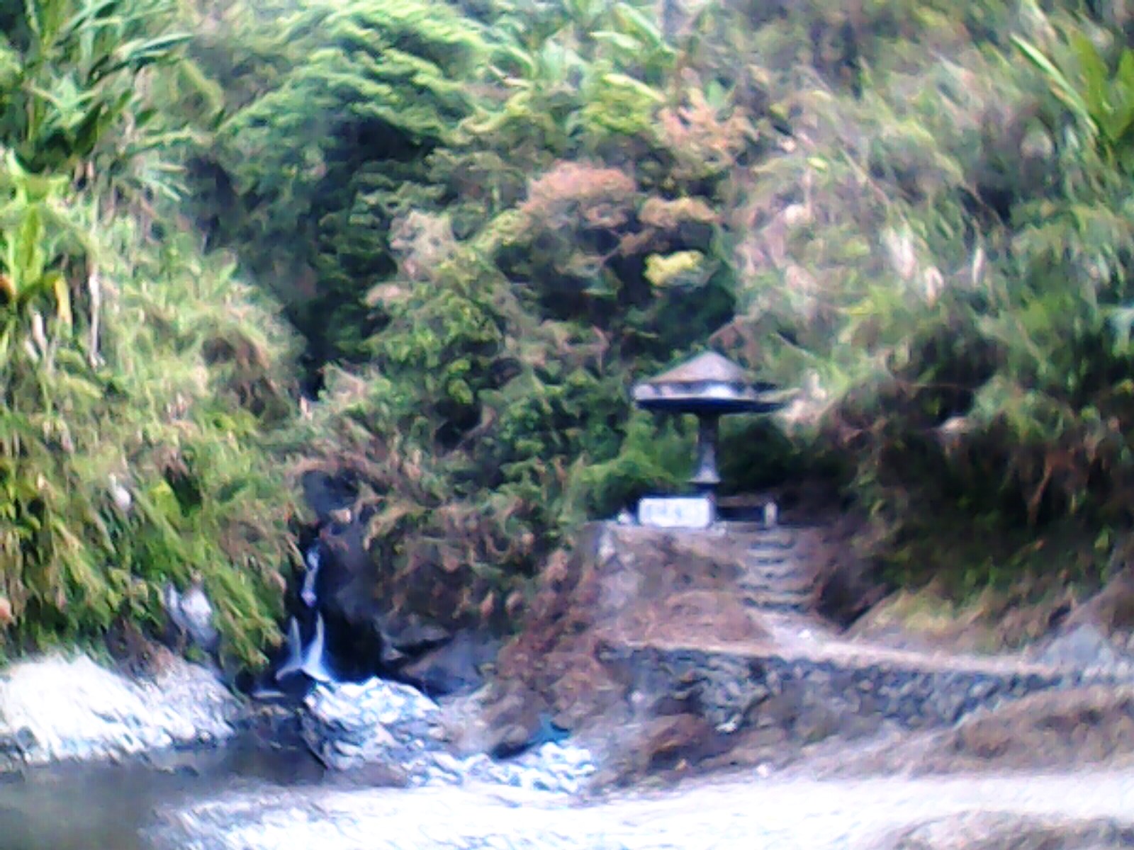 Opet Eco-park and waterfalls - Natonin