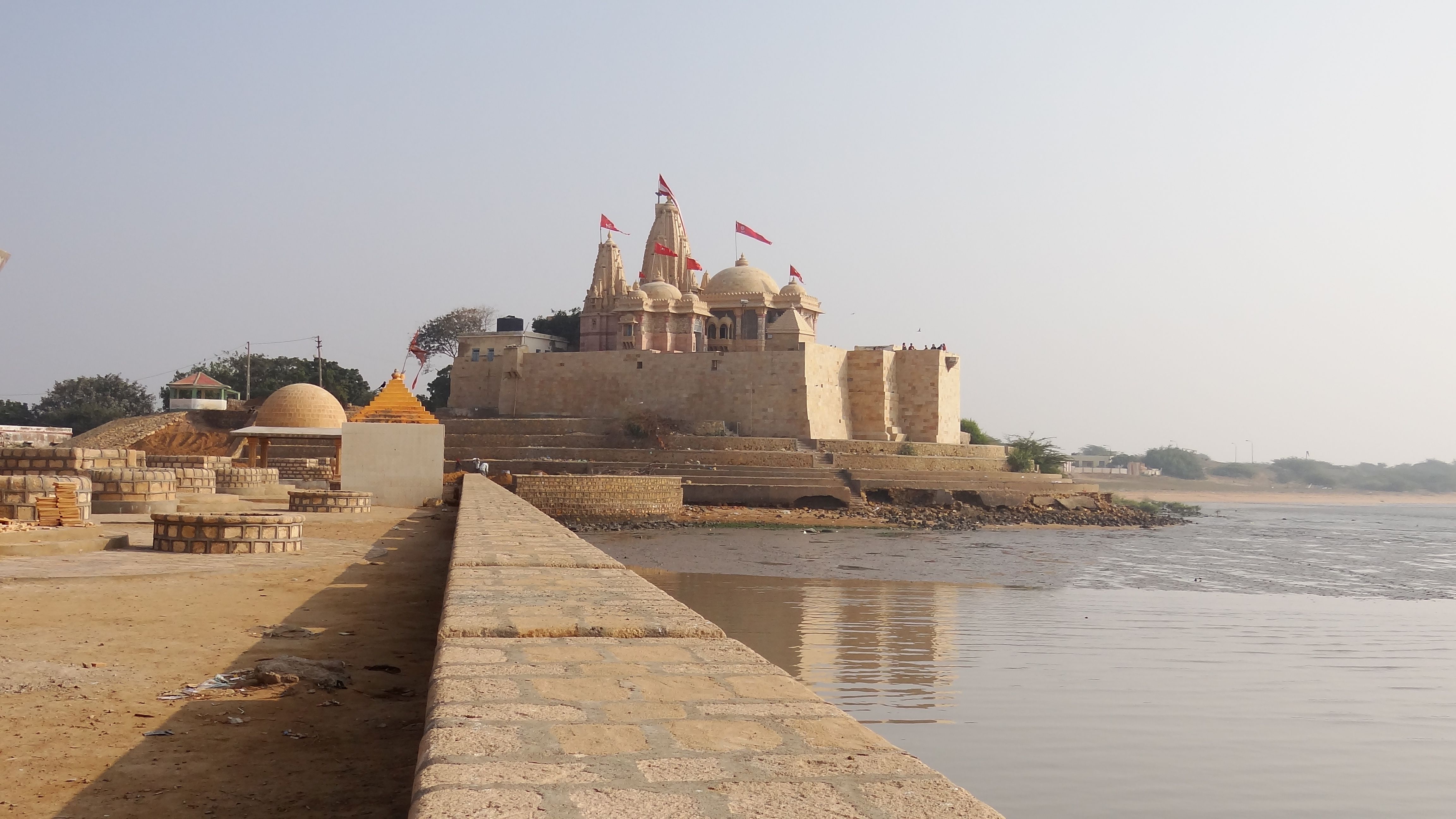 Koteshwar Temple, Gujarat, India - Koteshwar