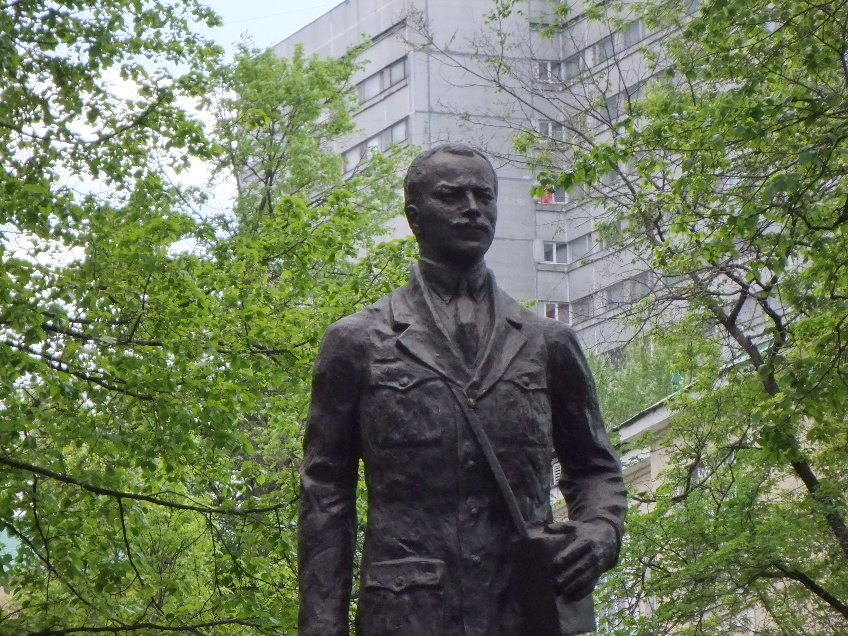 Monument to Russian and Soviet botanist and geneticist Nikolai Vavilov ...