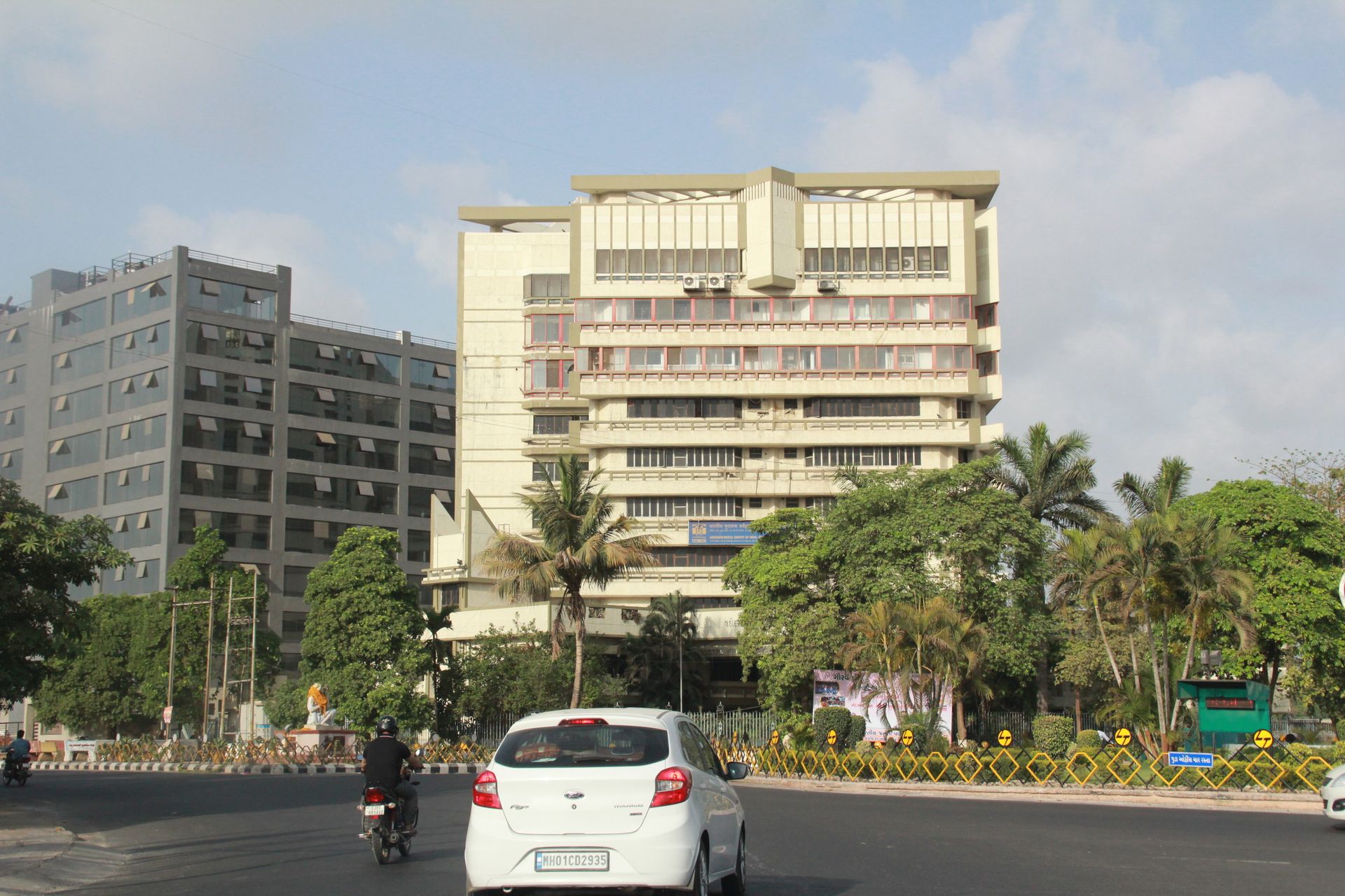 VUDA Office Vadodara - Vadodara | administrative building, local government