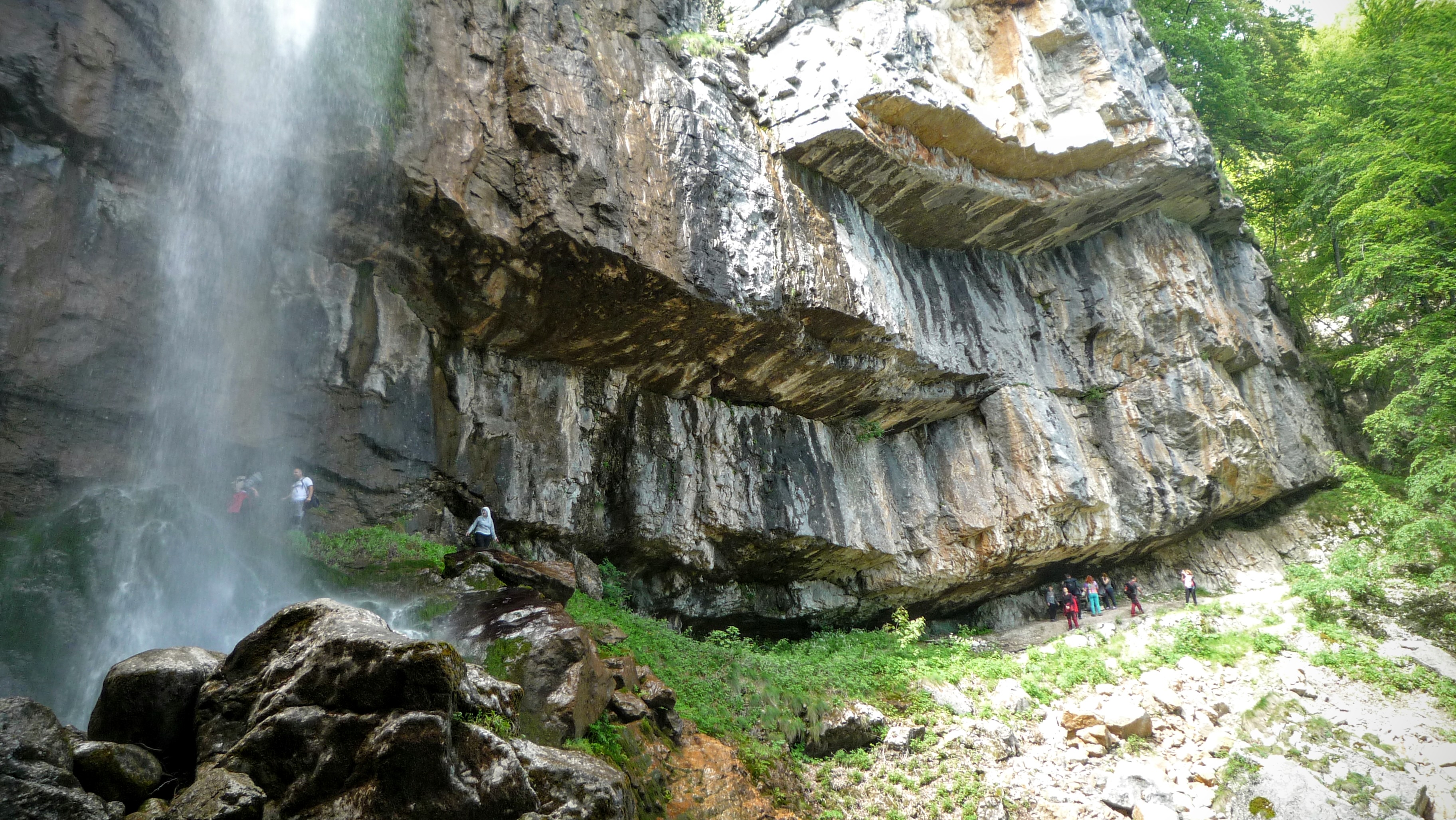 Borov Kamak Waterfall