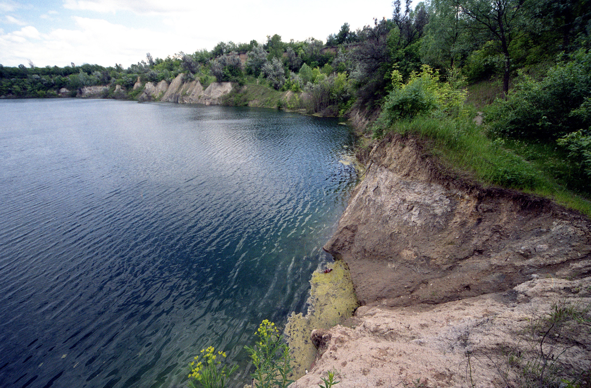 Flooded quarry | quarry pond