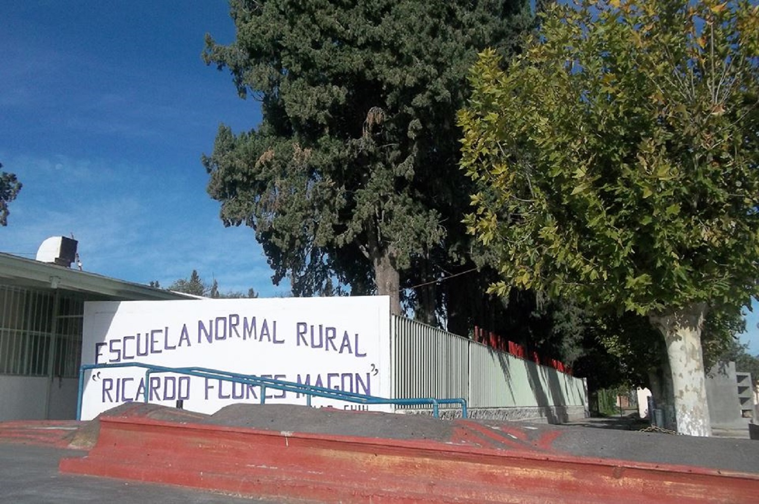 Escuela Normal Rural Ricardo Flores Magón - Saucillo