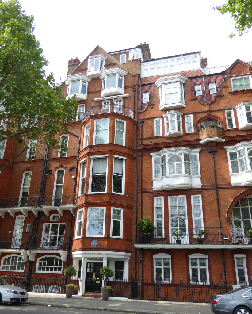 A3212 Chelsea Embankment, 9 - London