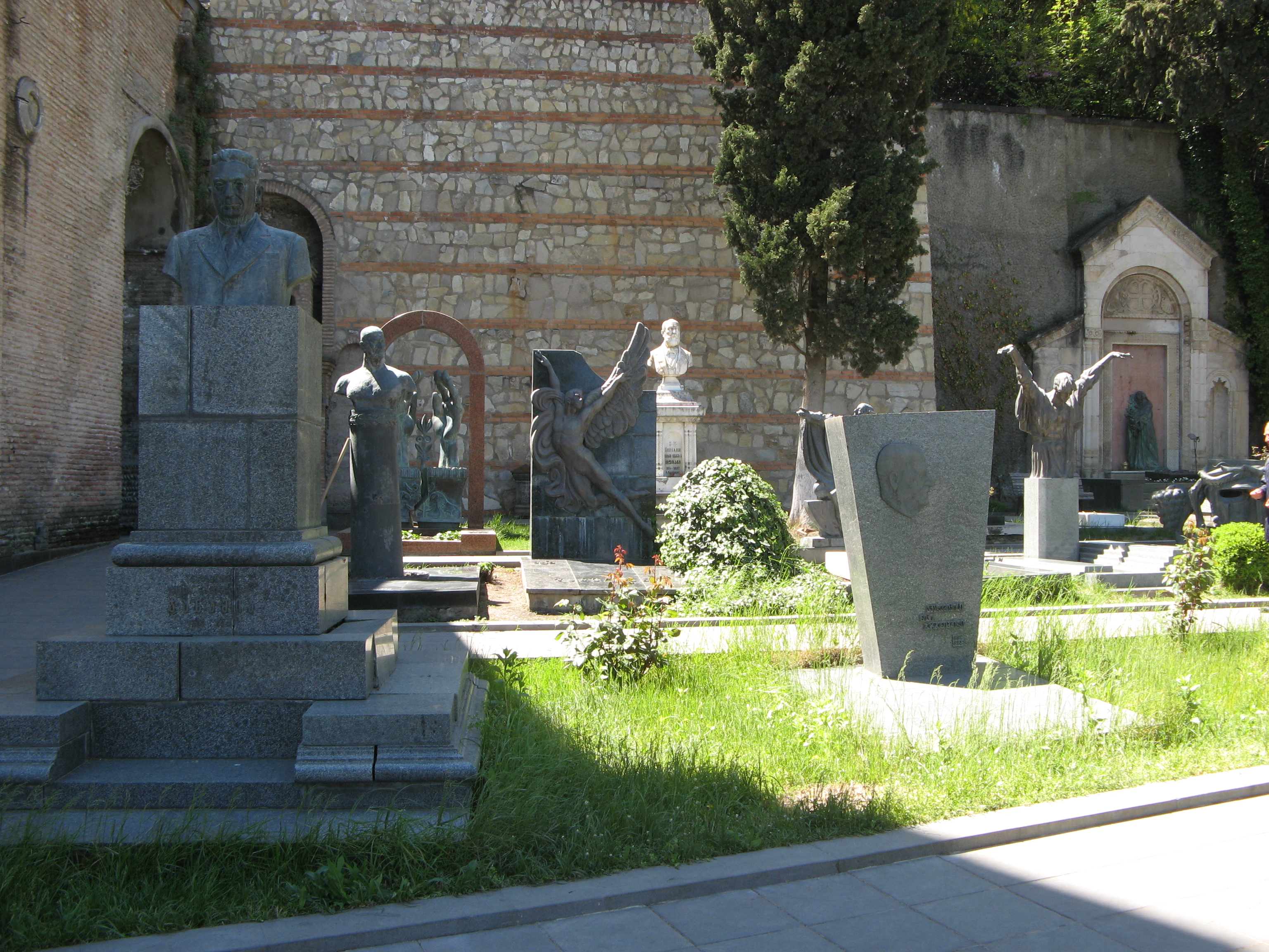 Mtatsminda Pantheon of Writers and Public Figures - Tbilisi