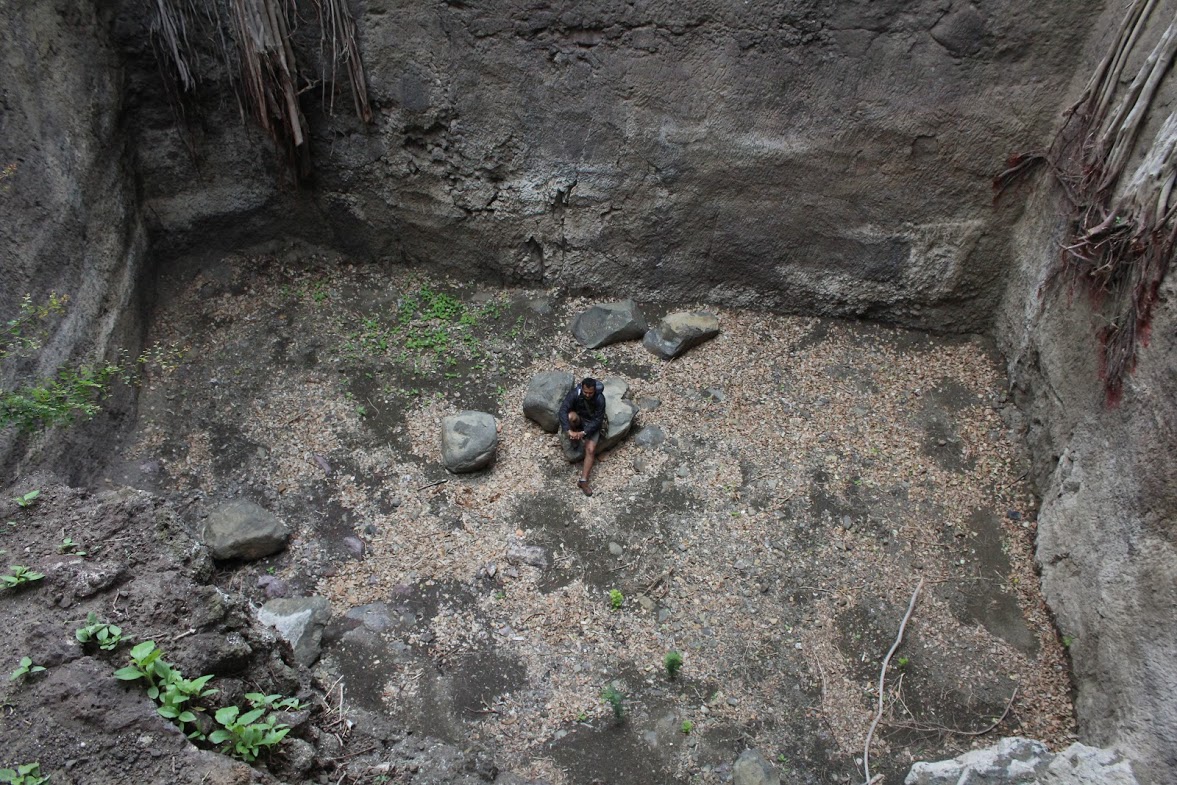 Deep Well with Shiva Temple