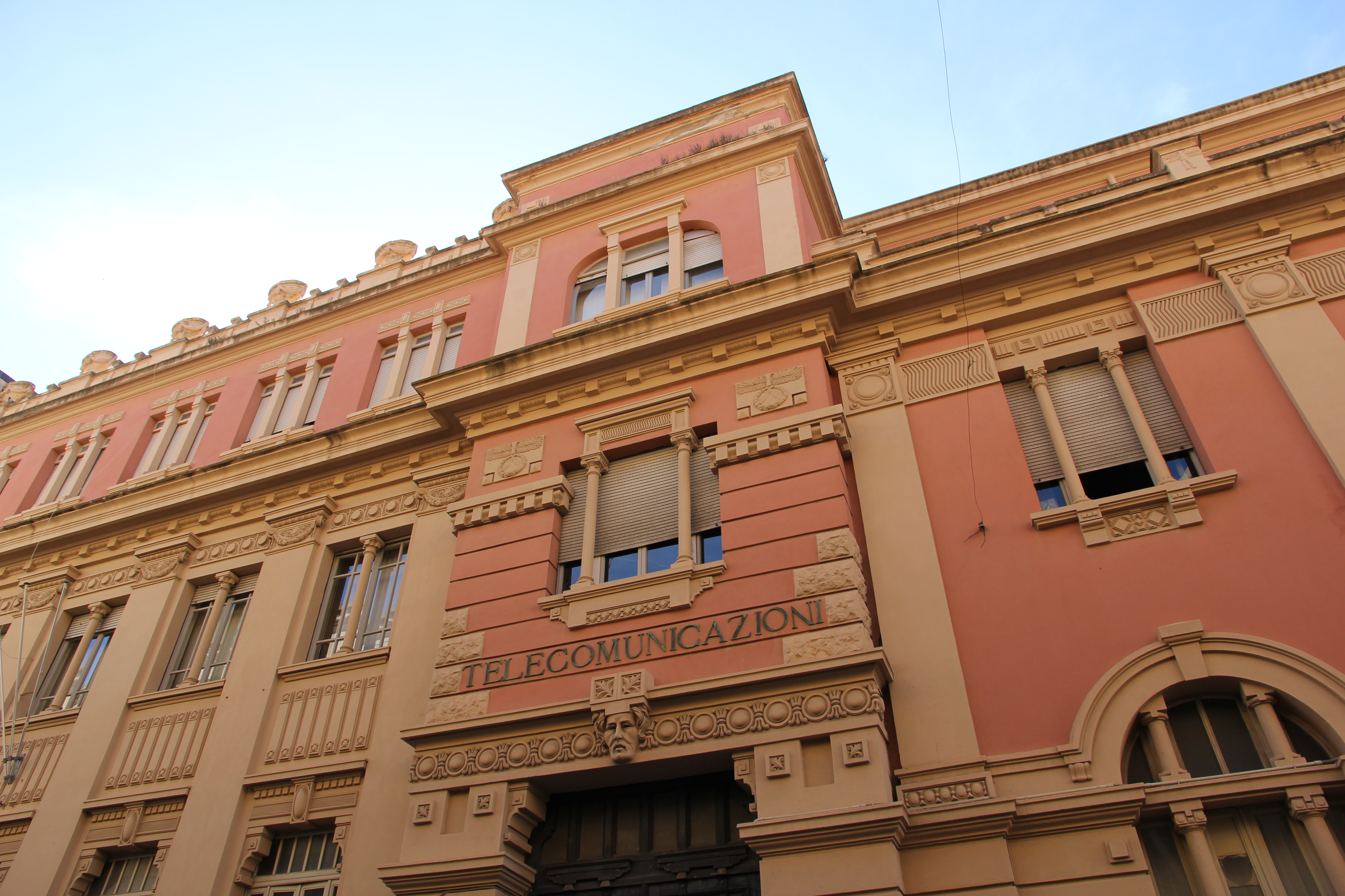 Poste Italiane - Sede centrale di Sassari - Sassari | post office