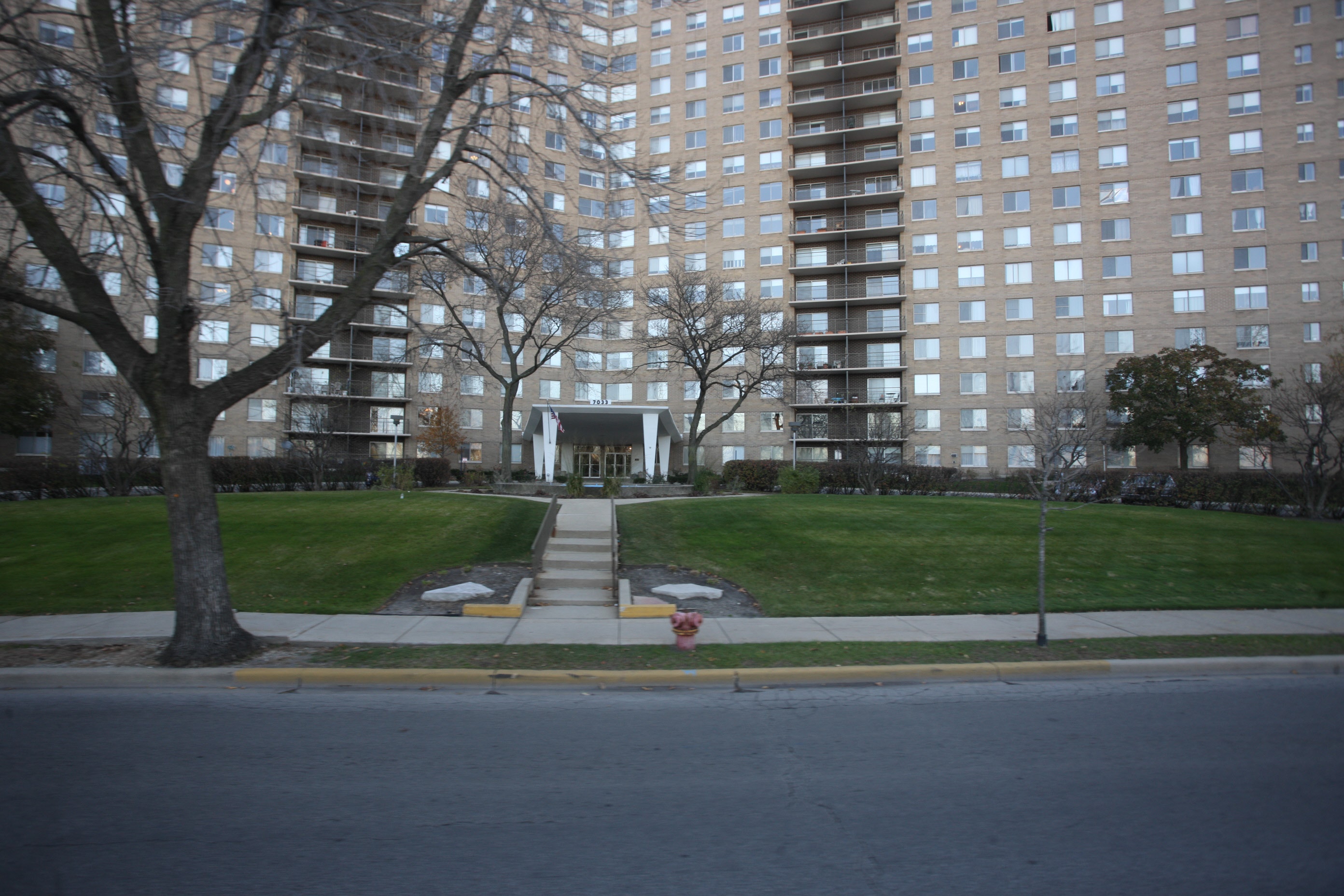 Winston Towers Condos