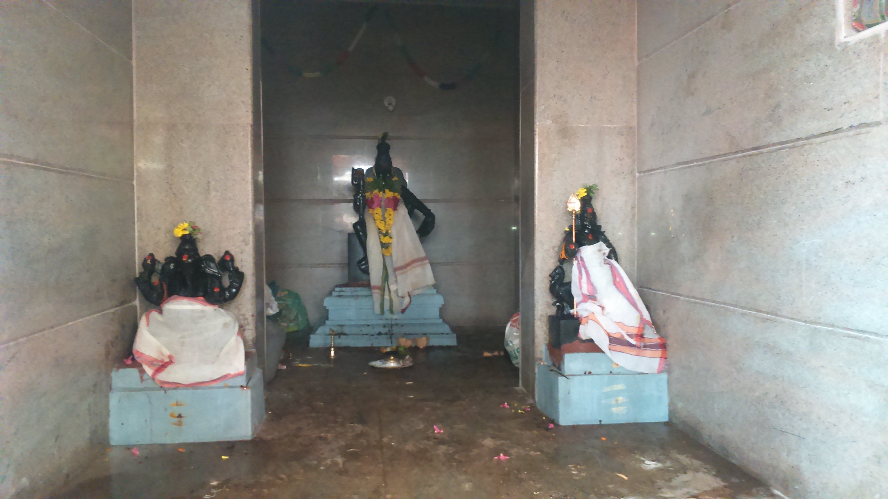 Arulmigu PILLATHI KARUPPANASAMY kovil, Arungulam | temple