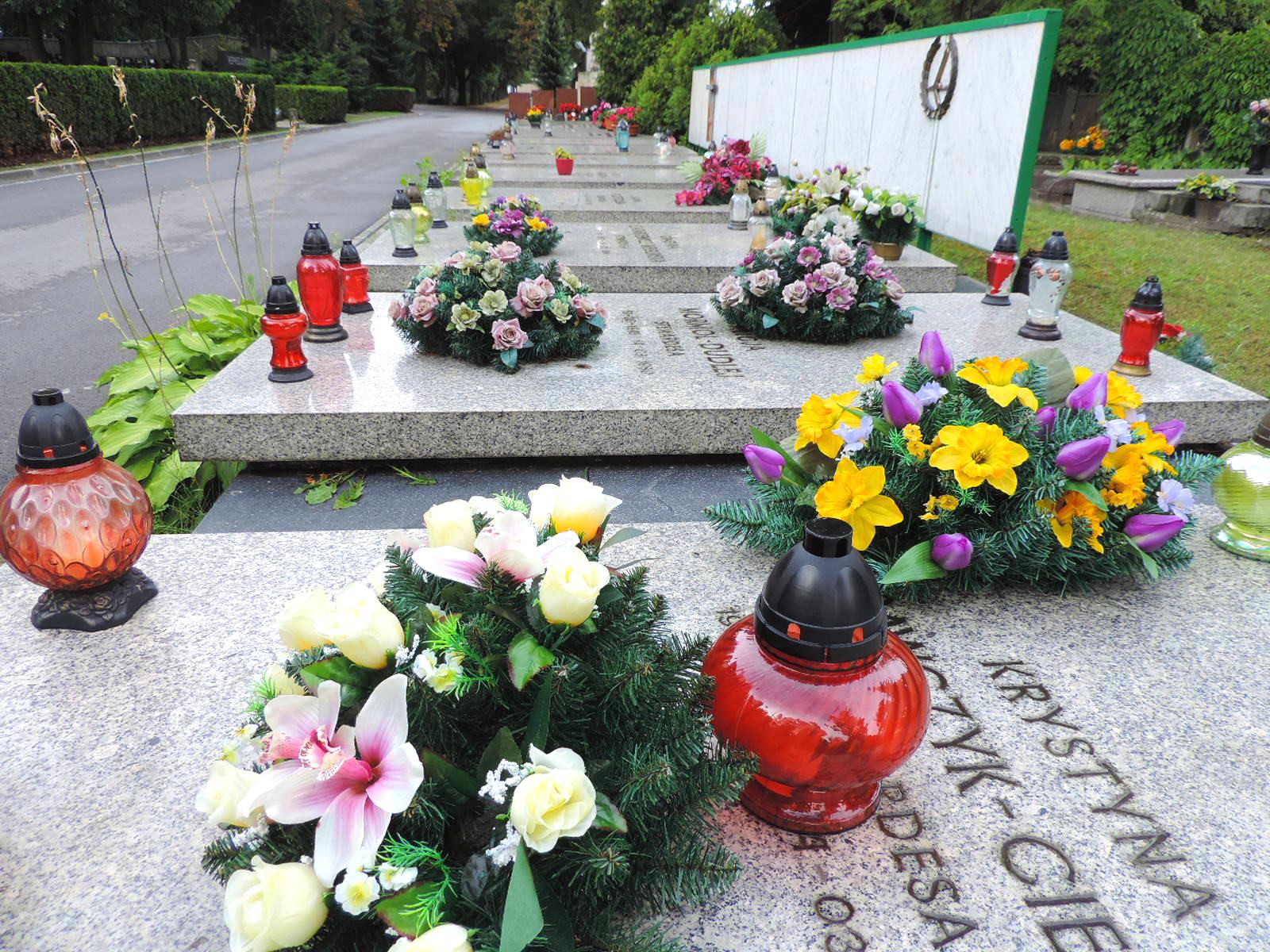 The graves of "Kopernik" screw - Warsaw