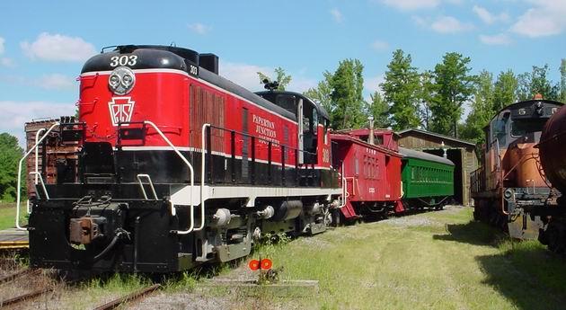 Paperton Junction Southern Railway Shop