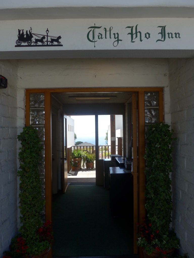 Tally Ho Inn - Carmel-by-the-Sea