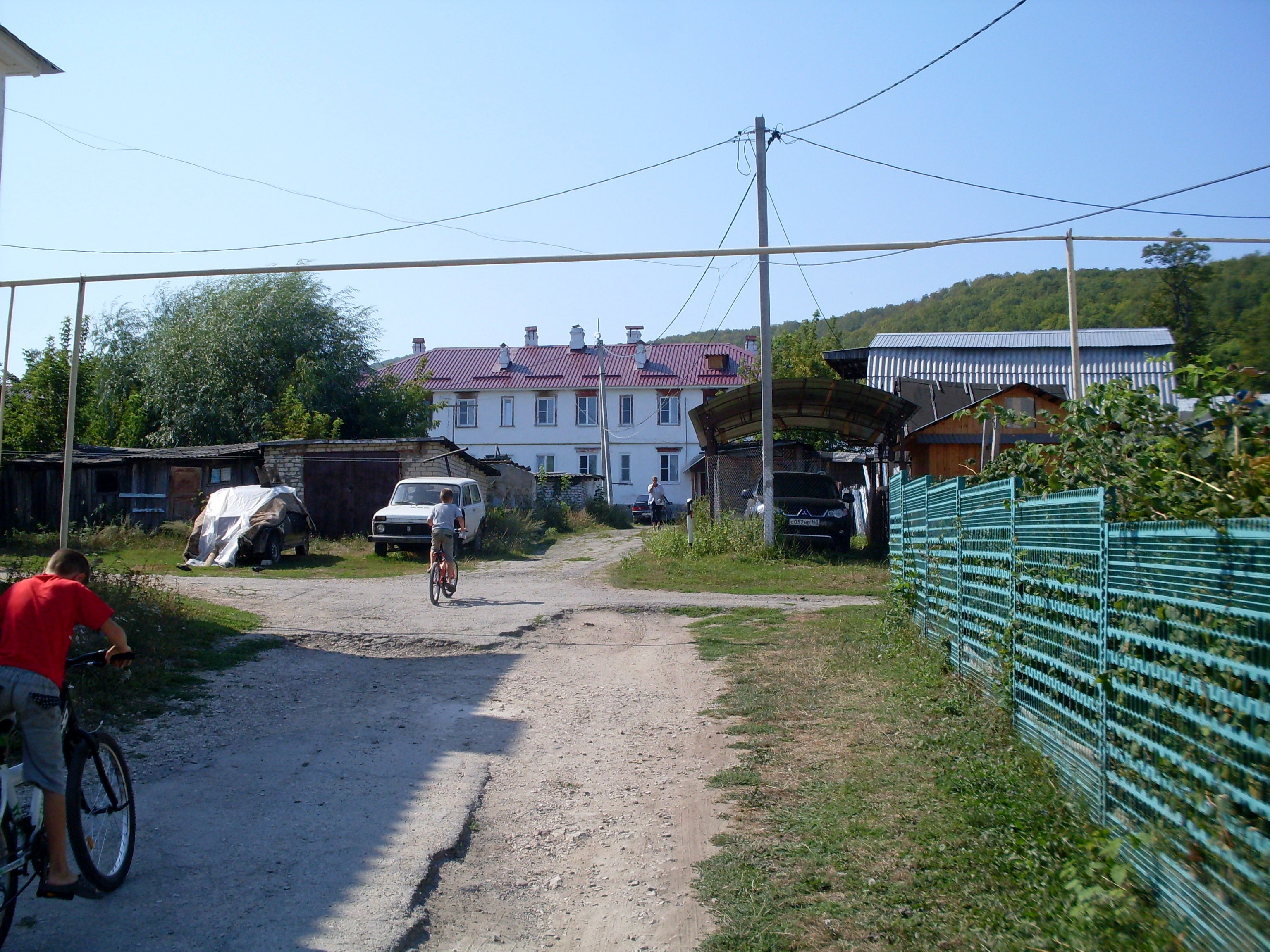 ulitsa Vlasova, 15 - Солнечная Поляна