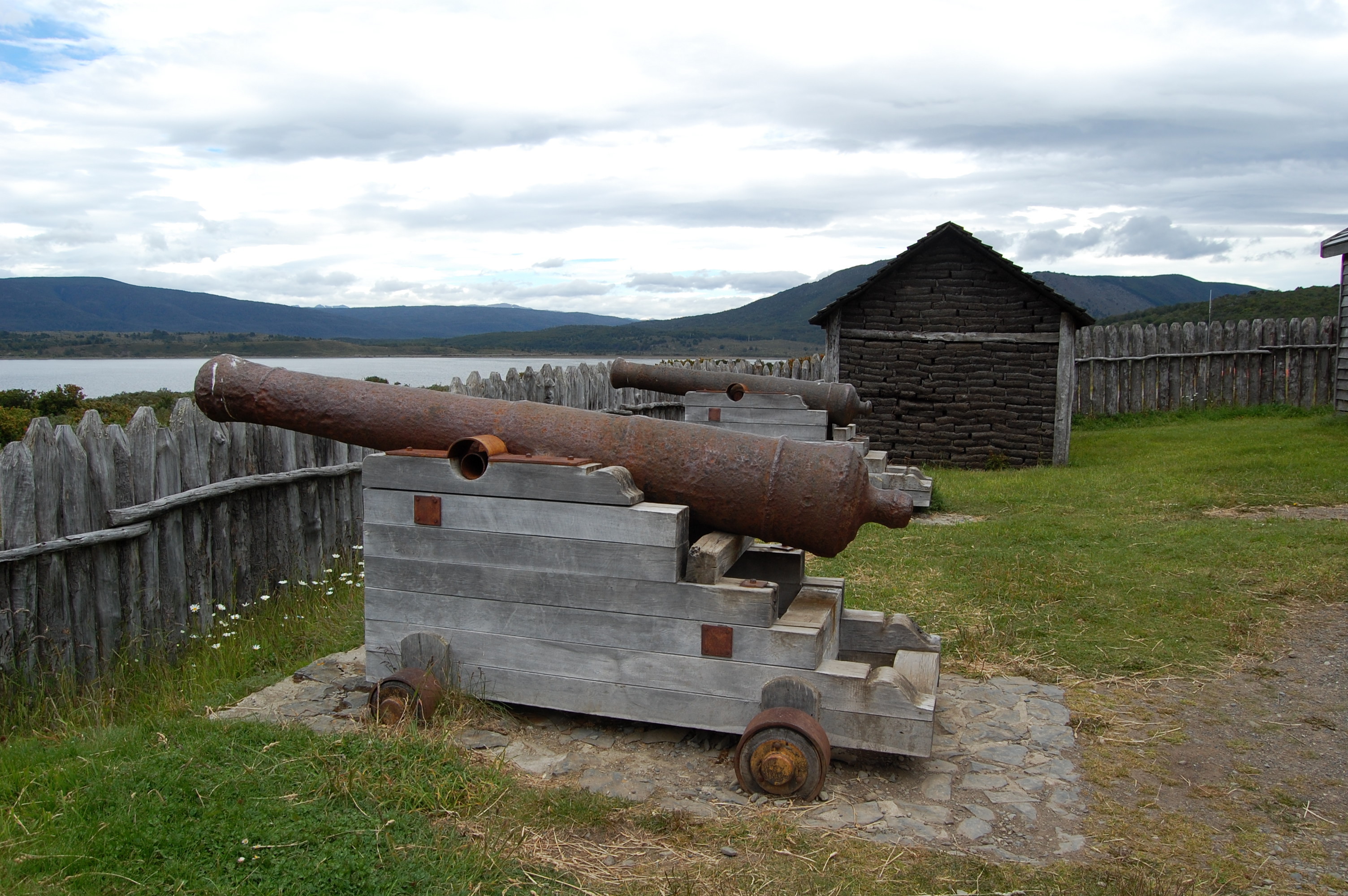 Fuerte Bulnes (Español)