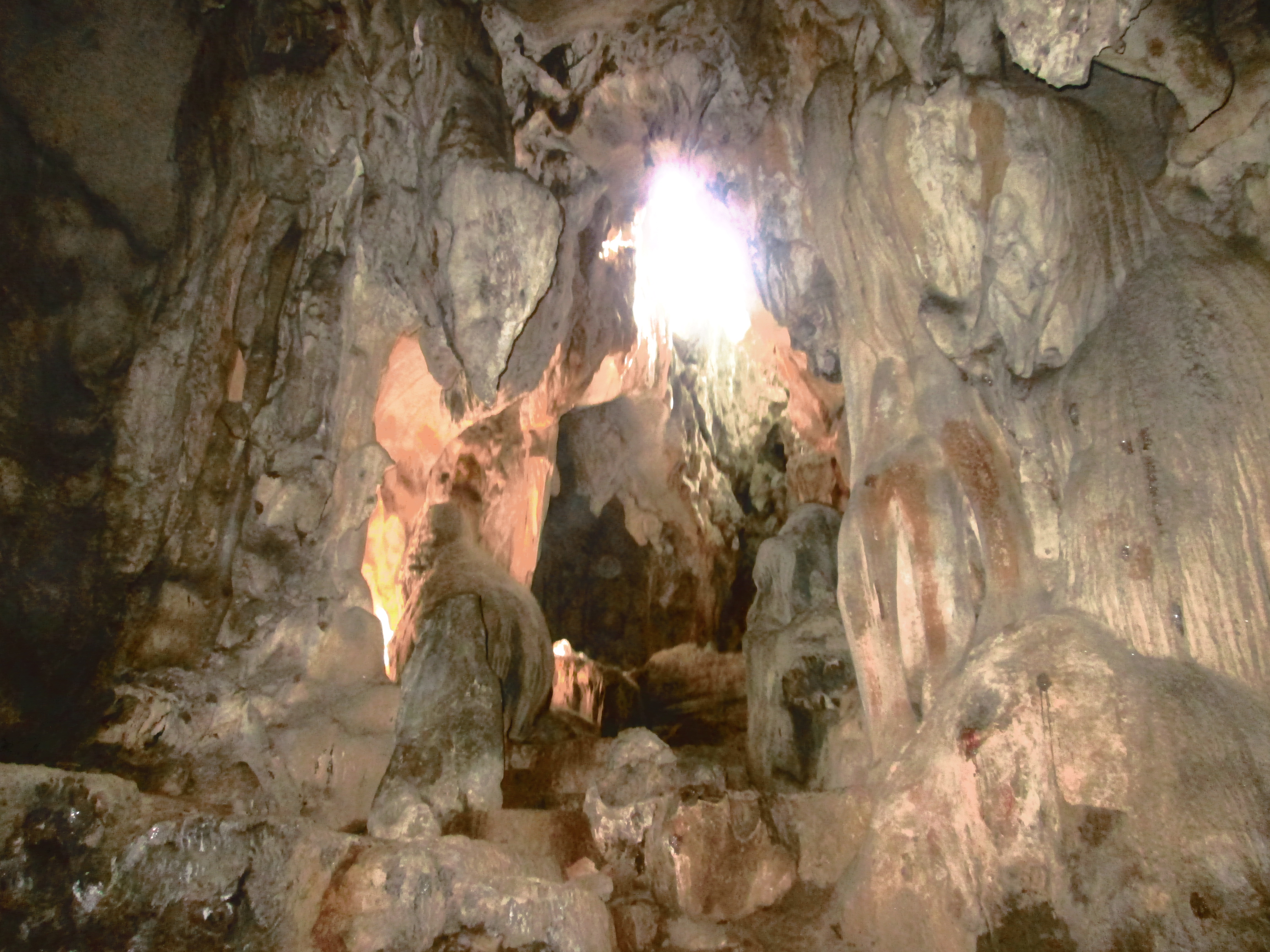 Calinawan Cave - Tanay | cave / caves, interesting place, historic ...