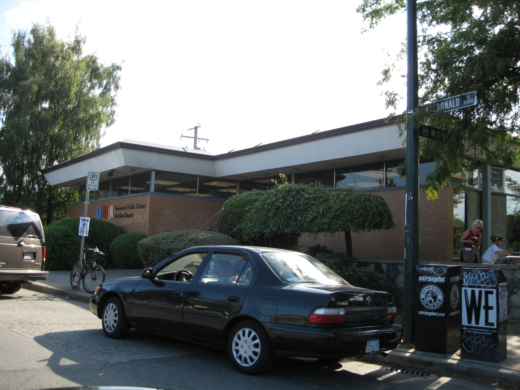 Vancouver Public Library - Kitsilano Branch - Vancouver