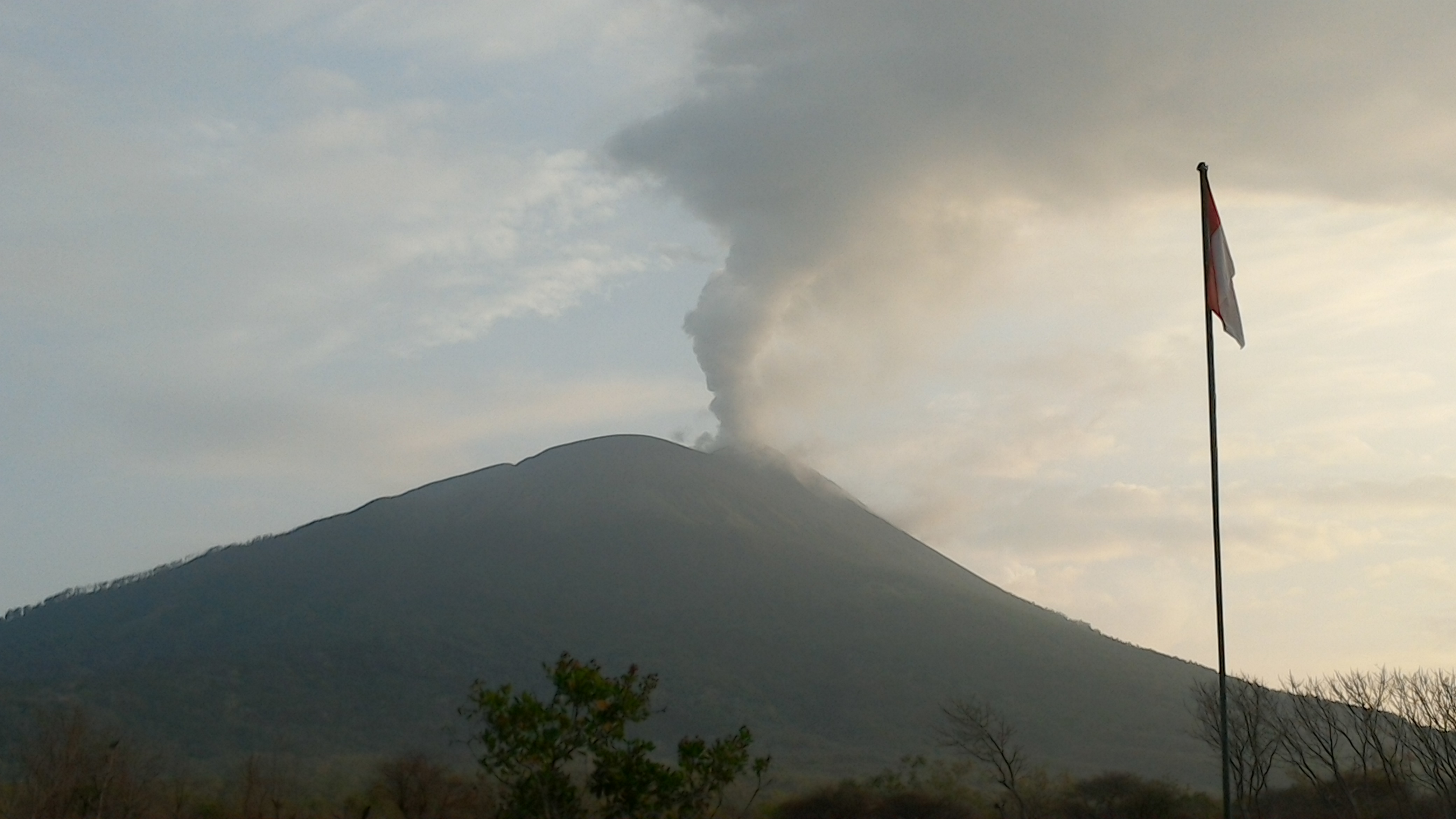 Lewotolo Volcano