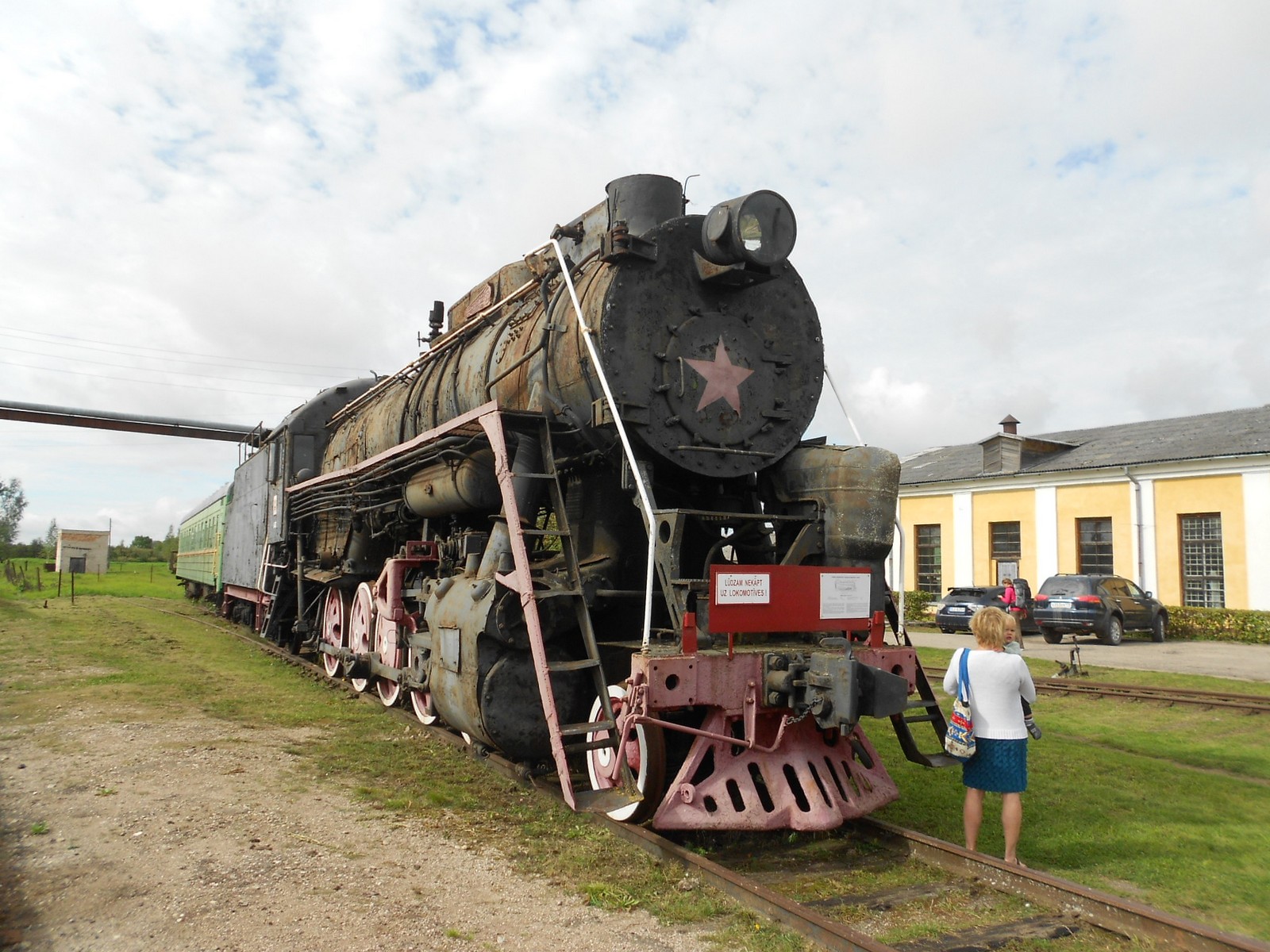 Steam locomotive with coach car - Gulbene