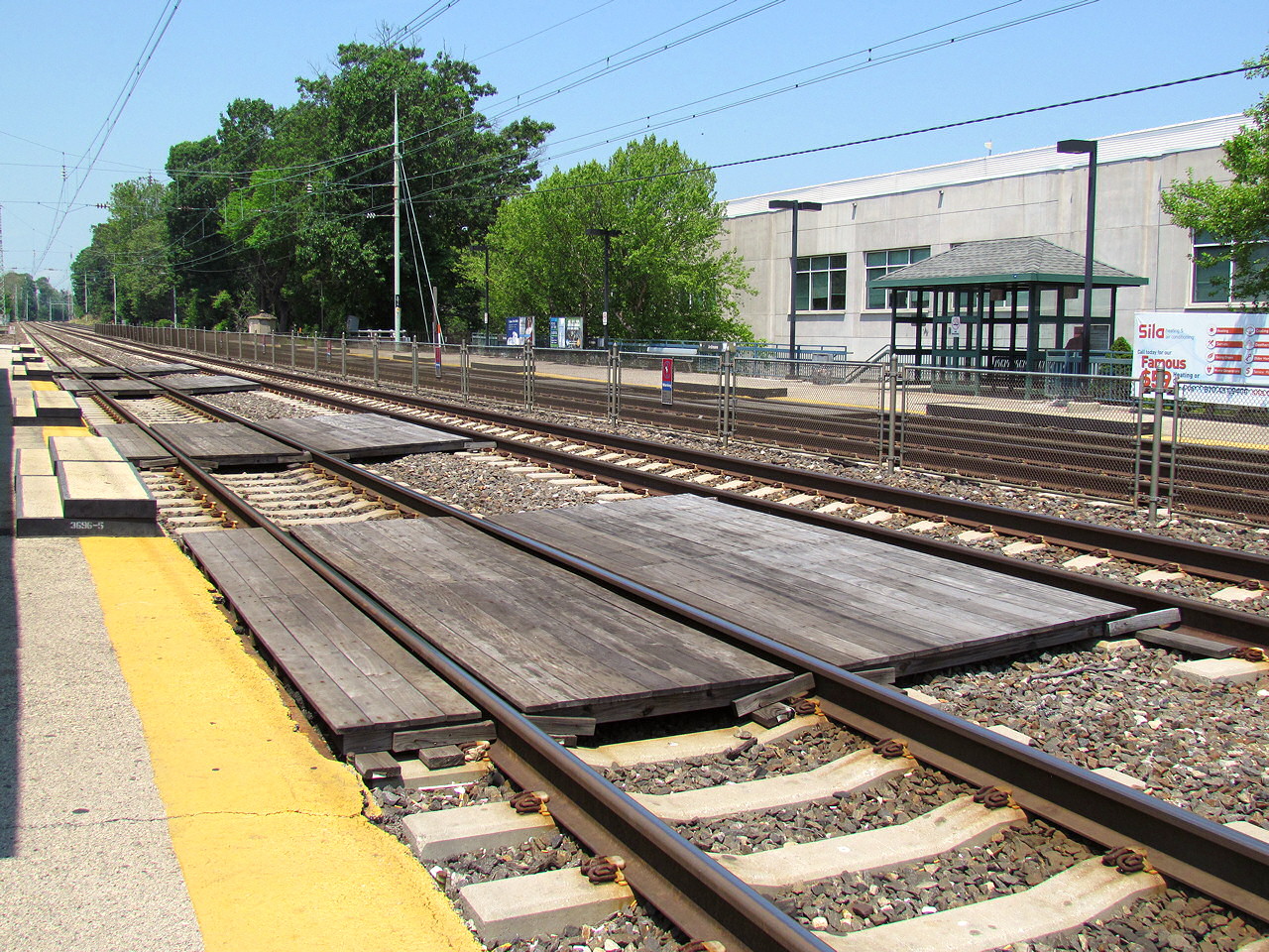 SEPTA/Amtrak Ardmore Train Station