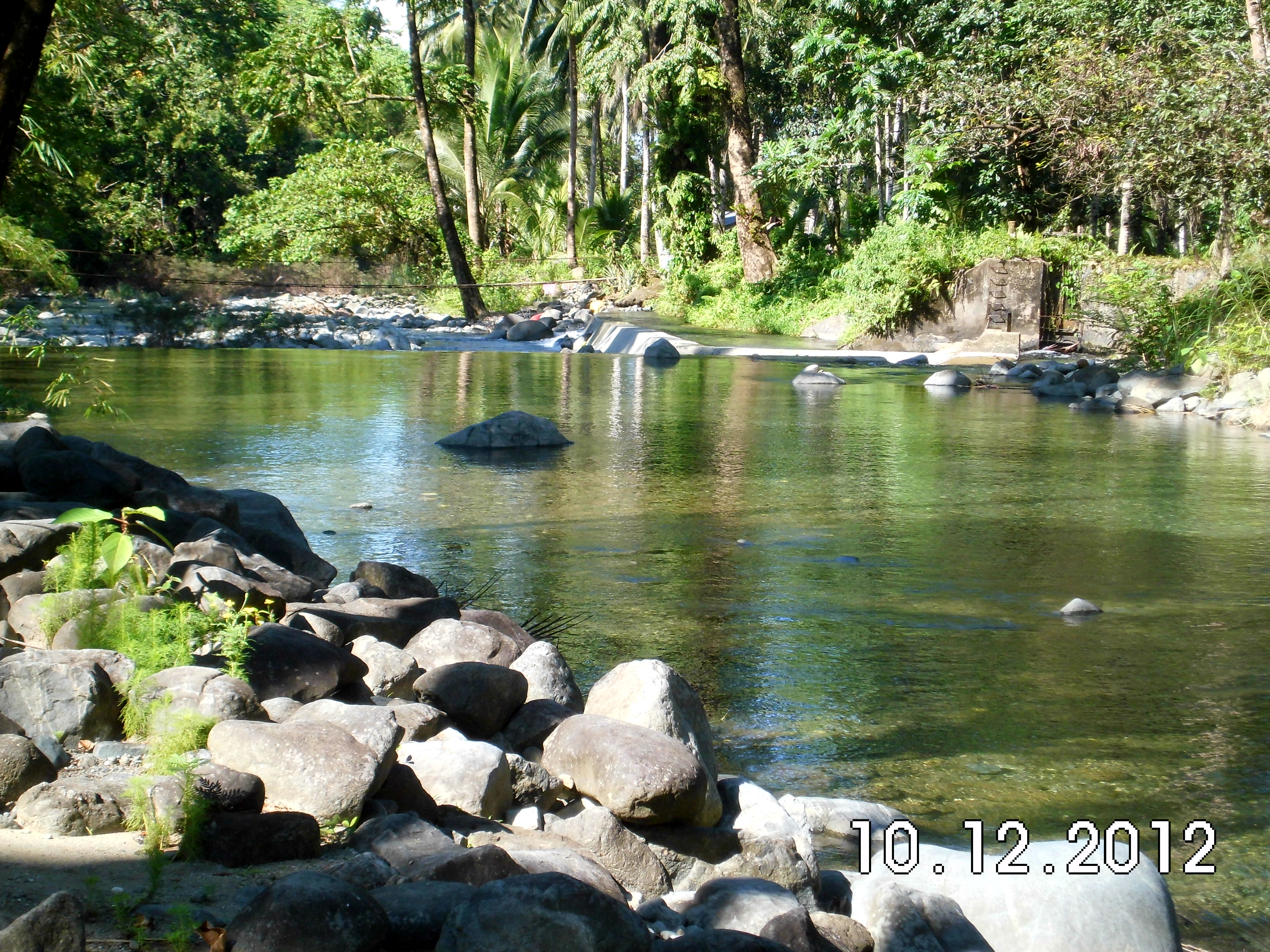 Hubason jungle swimming place ("Malibu") - San Vicente