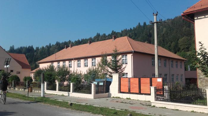 Scoala Gimnaziala - Tulgheş