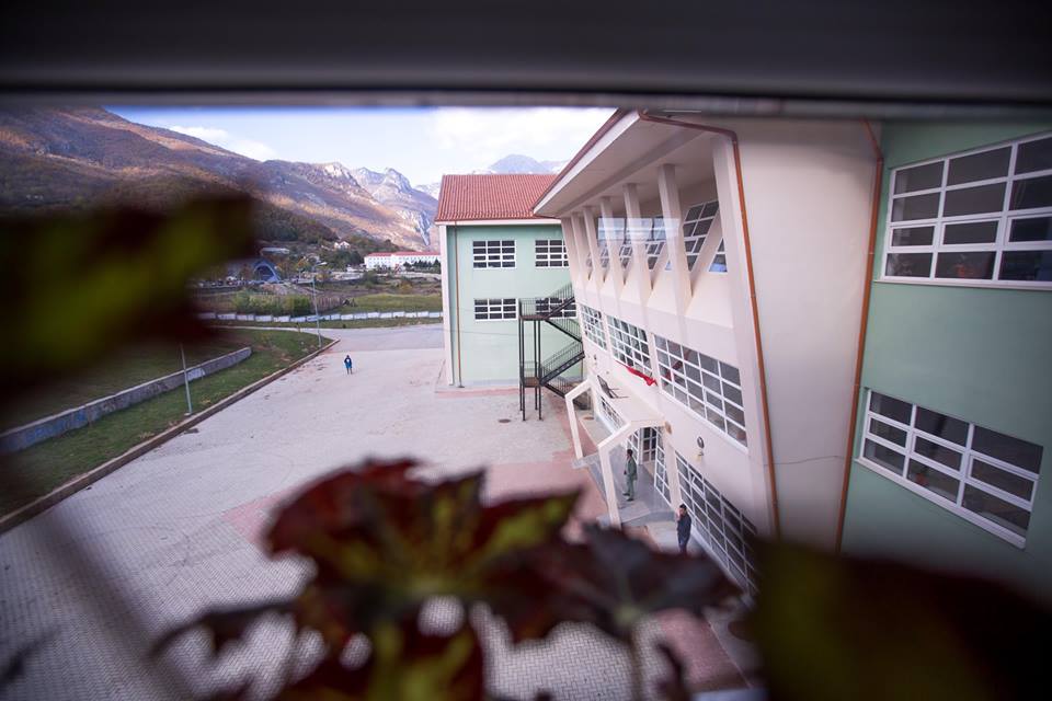 Shkolla 9-vjeçare "Ali Podrimja" - Bajram Curri | shkollë, primary ...