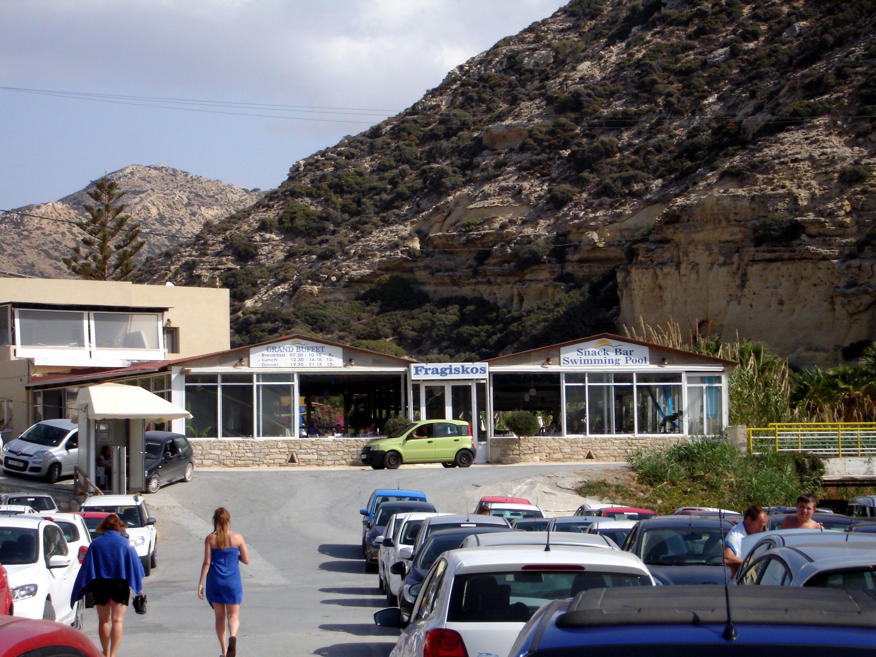 Fragiskos Snack bar and Grand buffet - Matala | university canteen ...