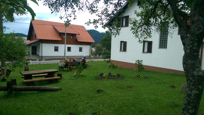 Pansion Izvor - Vrelo Koreničko