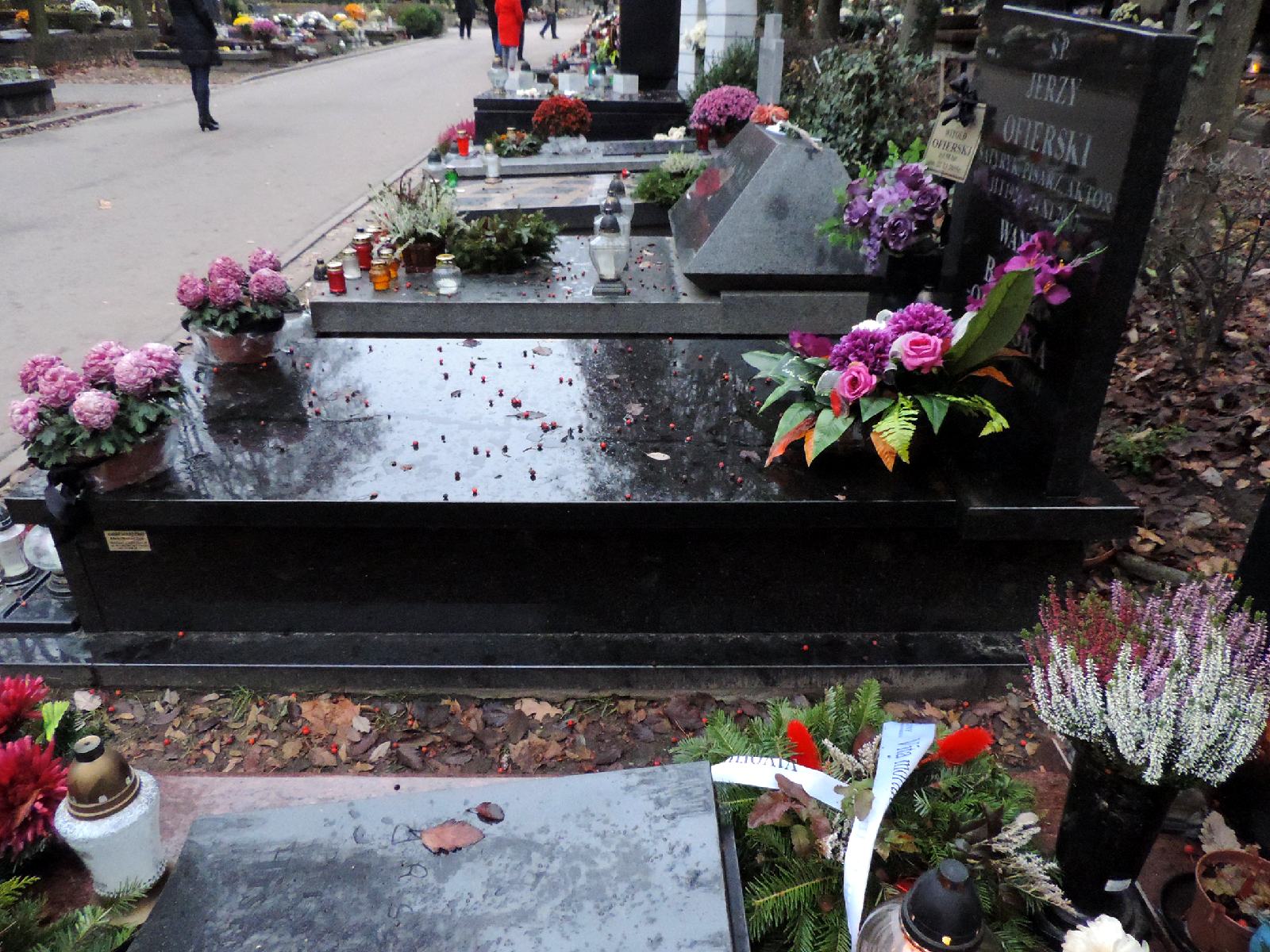 Grób Jerzego Ofierskiego - Warszawa