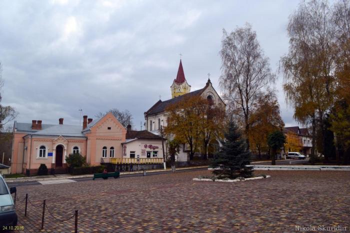 Square - Staryi Sambir