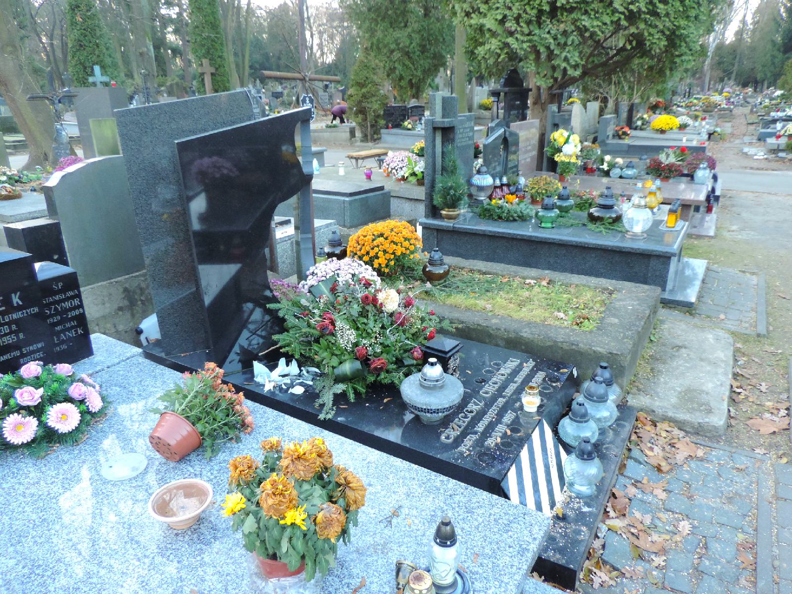 The tomb of Grzegorz Ciechowski - Warsaw